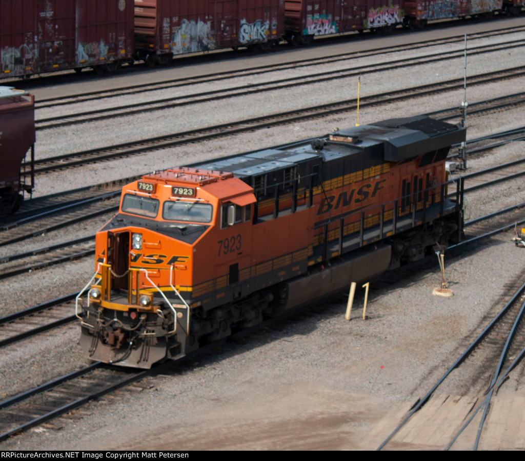 BNSF 7923